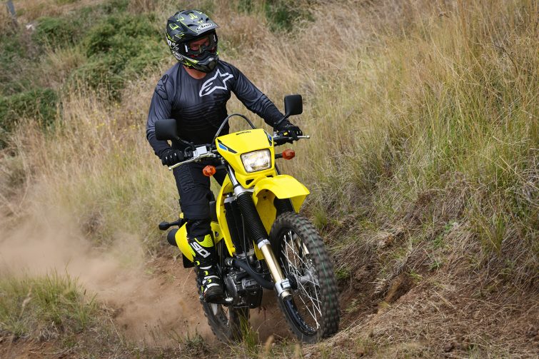 SUZUKI DRZ400E - TwoWheels